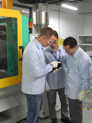Tailor-made training for the automotive and dispensing industry